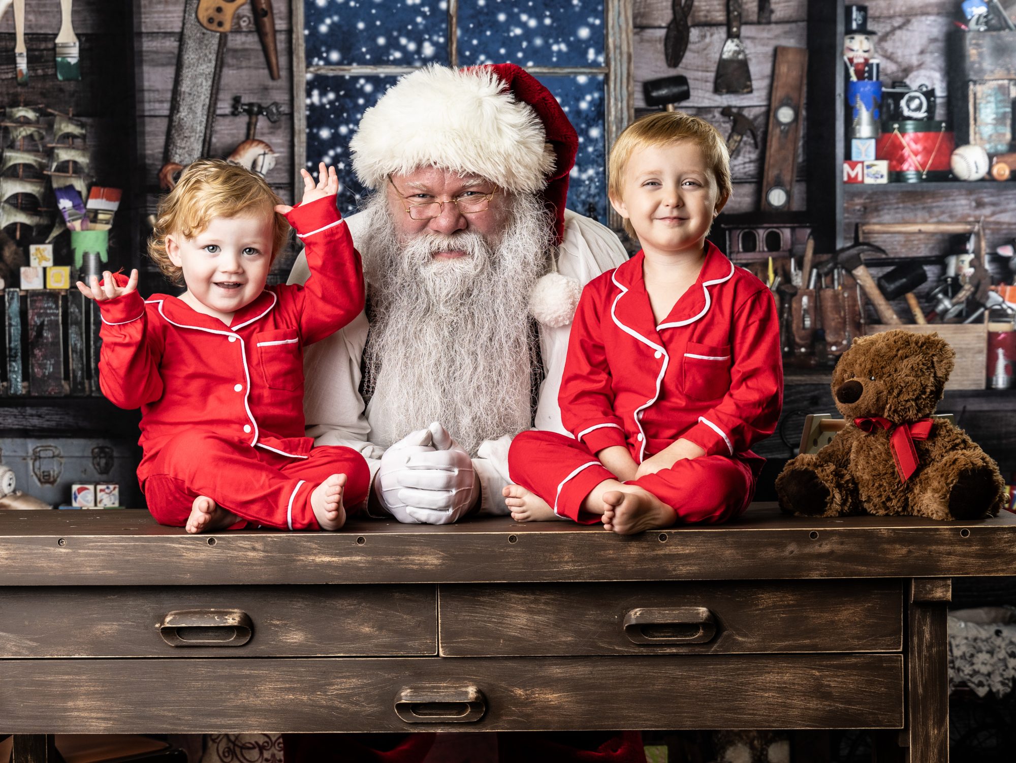 5 Tips to Master Photos With Santa | Spoiled Rotten Photography